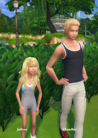 Stacey Holiday Family | My Town of Sims